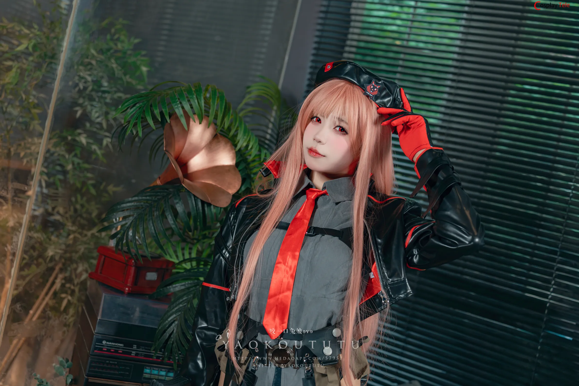 咬一口兔娘ovo (Yaokoututu) cosplay Rapi – NIKKE “52 photos and 1 video ...